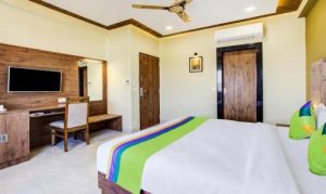 Hotel in Udaipur Near Railway Station | Hotel Opulence Inn