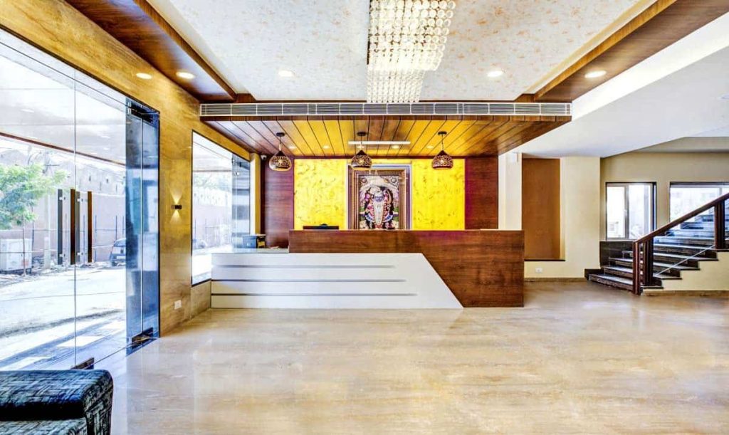 Hotel in Udaipur Near Railway Station | Hotel Opulence Inn