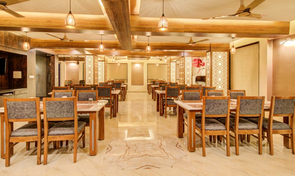 Hotel in Udaipur Near Railway Station | Hotel Opulence Inn