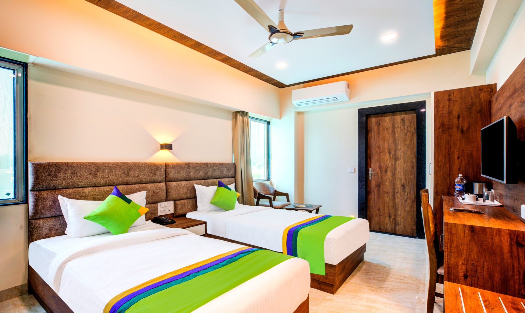 Hotel in Udaipur Near Railway Station | Hotel Opulence Inn